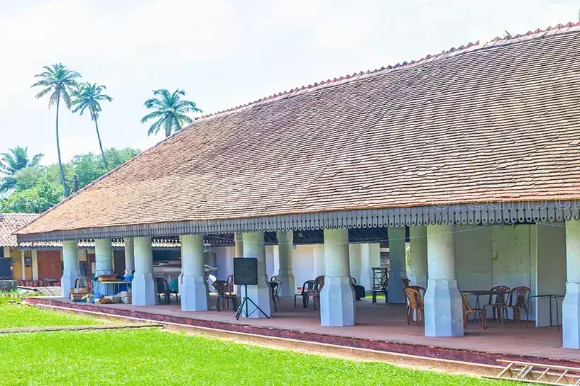 Old Dutch Trade Centre - Zelen Leisure